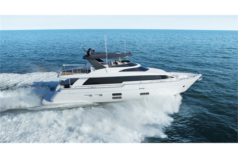 Unique Charter-Motoryacht Hatteras 75