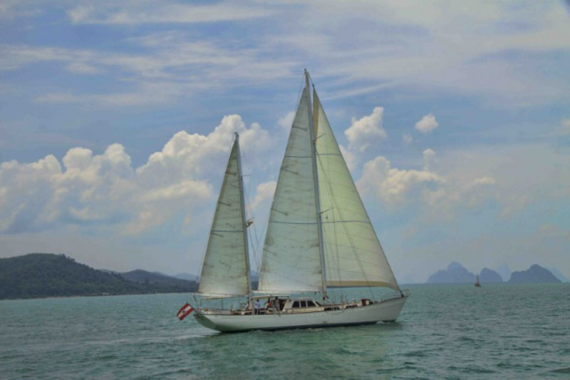 Unique Charter-Sailingyacht Meta IV - Ketch