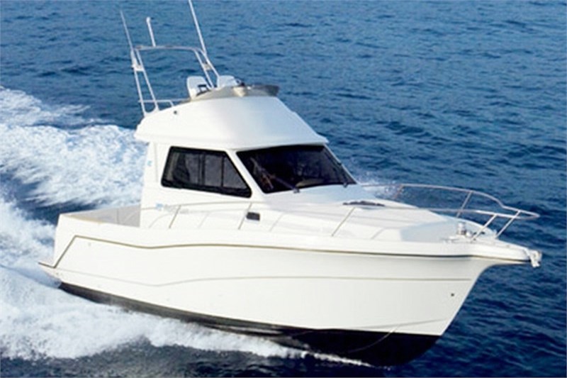 Unique Charter-Motoryacht Rodman Fly 870